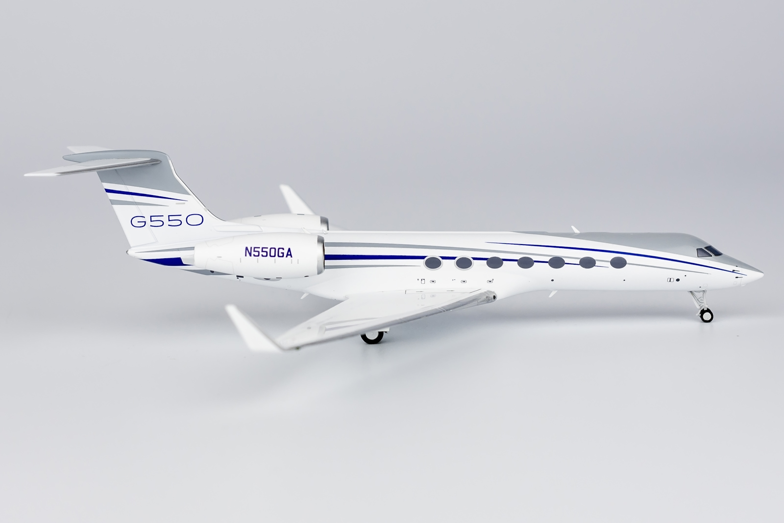 ScaleModelStore.com :: NG Models 1:200 - 75016 - Gulfstream Aerospace ...