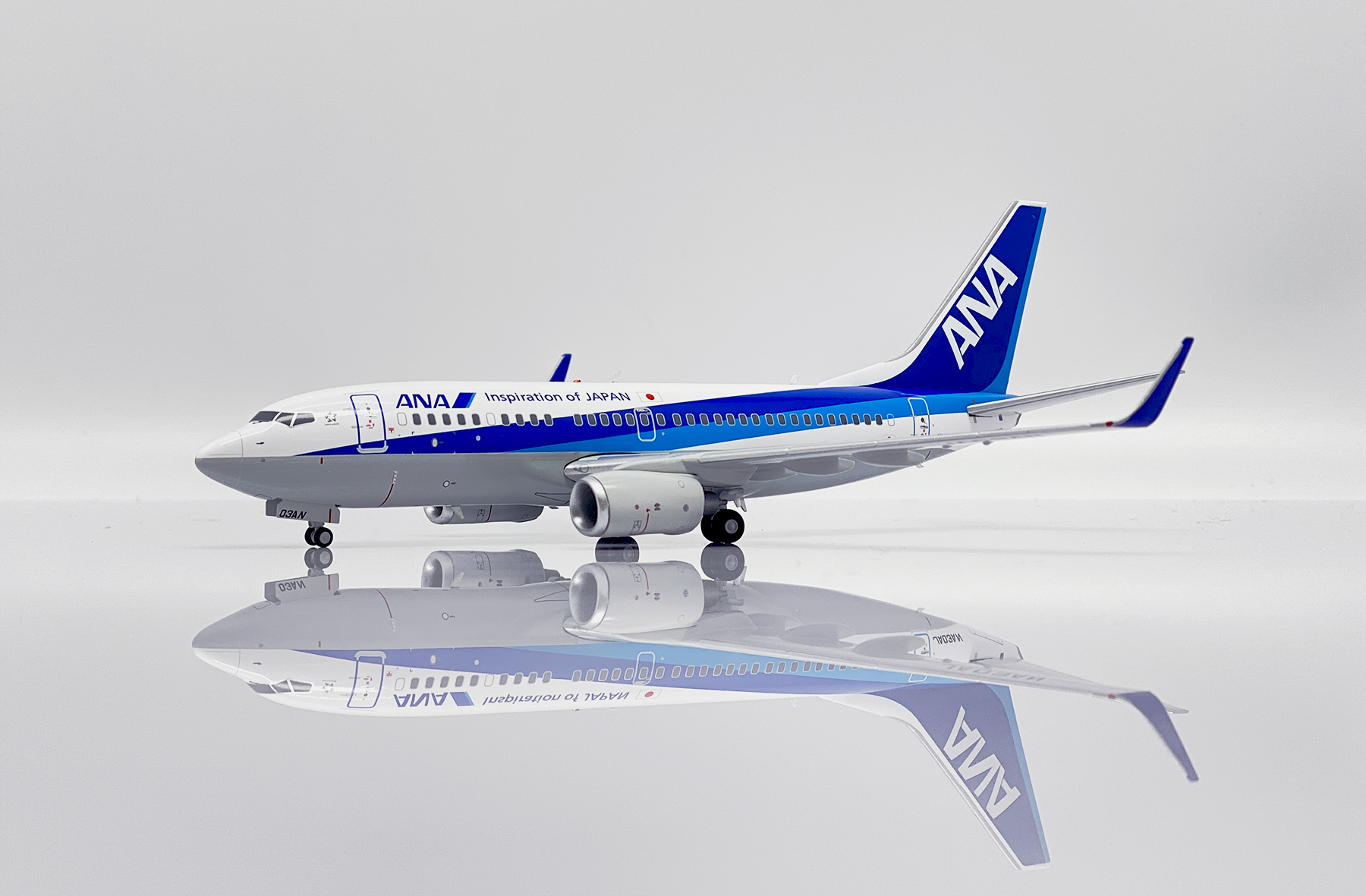 ScaleModelStore.com :: JC Wings 1:200 - EW2737005_missing_title - All Nippon Airways Boeing 737-700