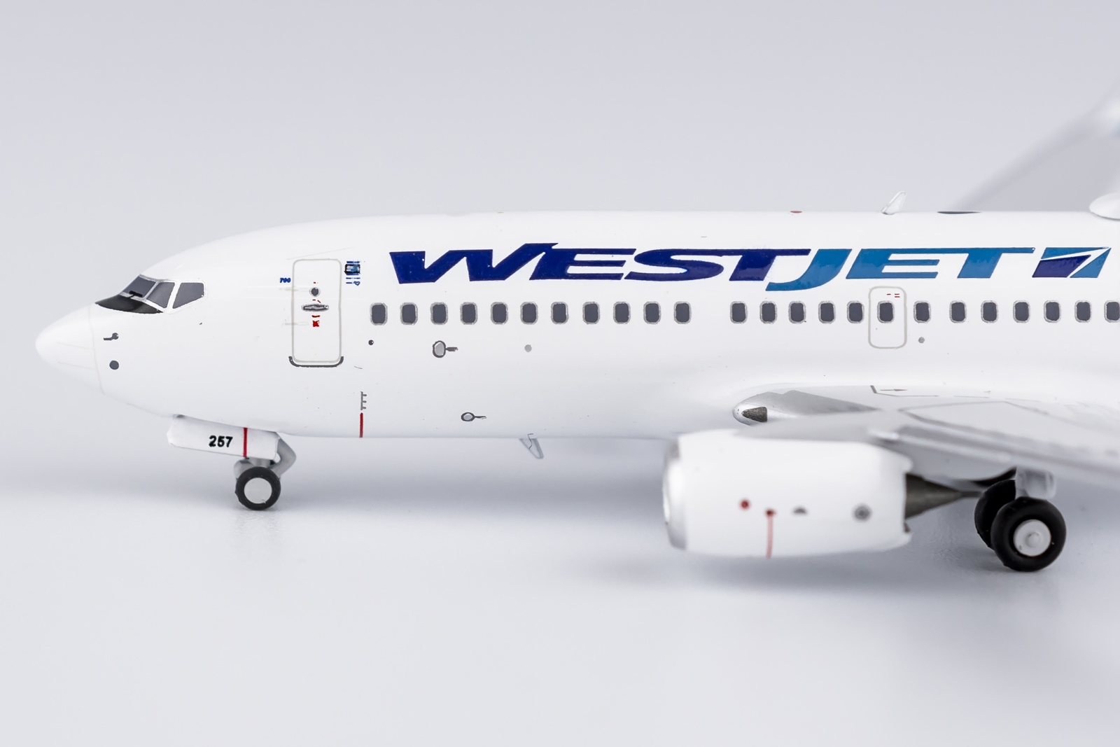 ScaleModelStore.com :: NG Models 1:400 - 77037 - Westjet Airlines ...
