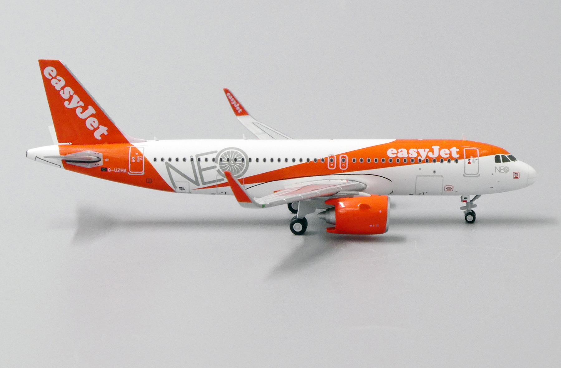 ScaleModelStore.com :: JC Wings 1:400 - EW432N001 - EasyJet Airbus A320neo