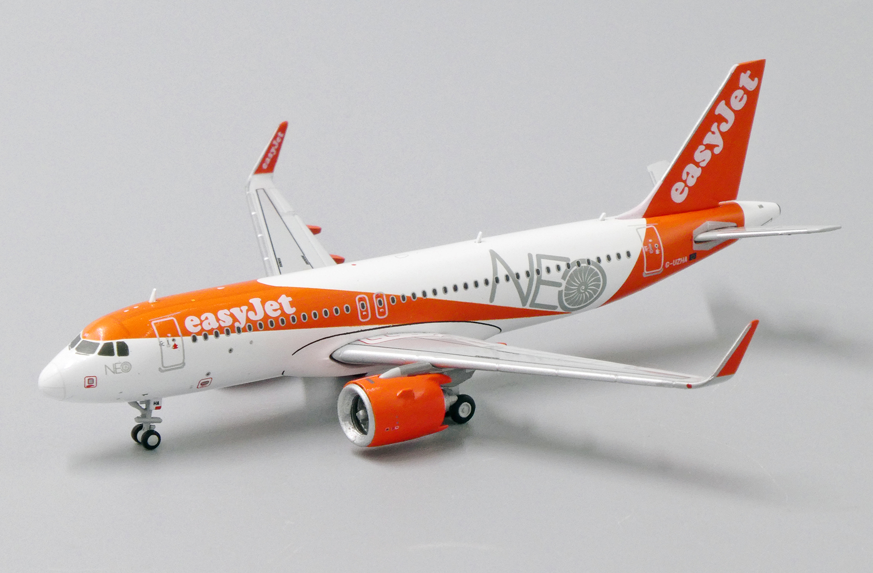 ScaleModelStore.com :: JC Wings 1:400 - EW432N001 - EasyJet Airbus A320neo