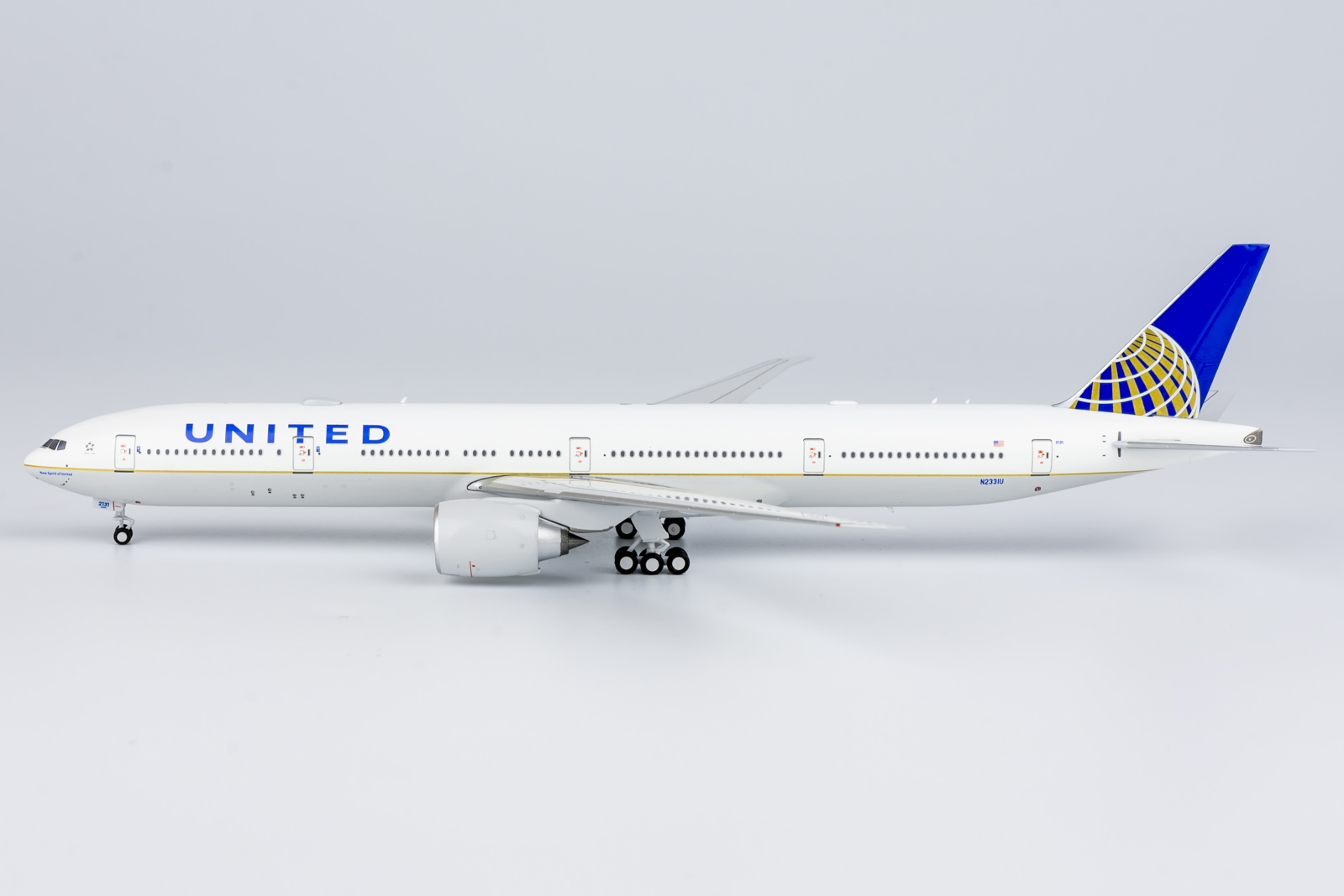 United Airlines 777 300er