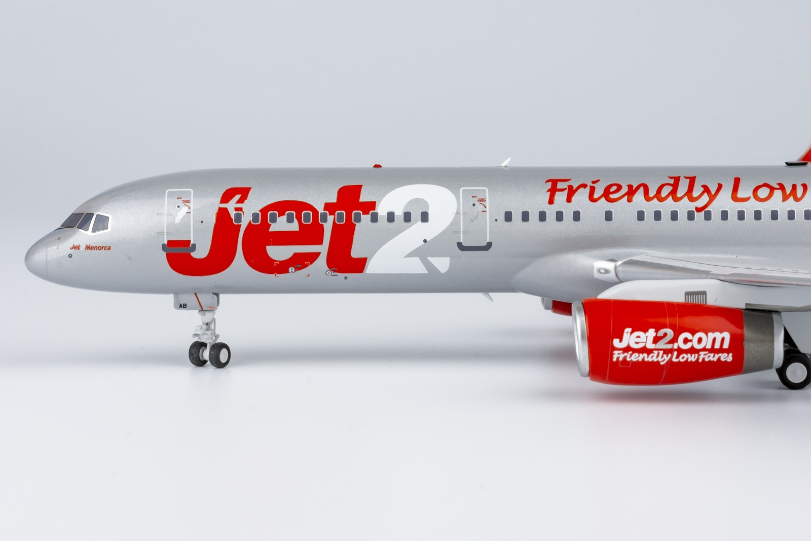 ScaleModelStore.com :: NG Models 1:200 - 42003 - Jet2 Boeing 757-200/w