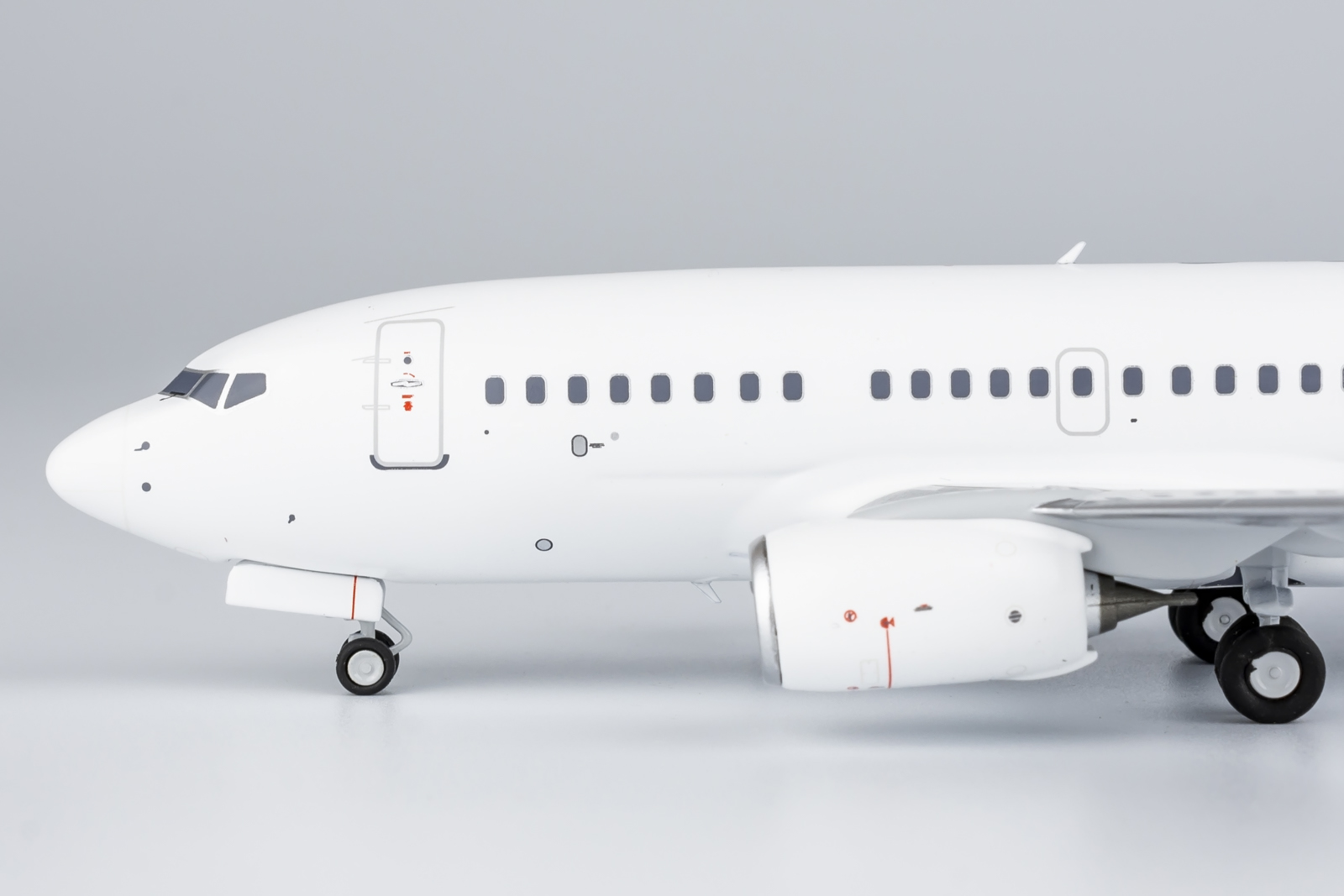 ScaleModelStore.com :: NG Models 1:200 - 06000 - Blank Boeing 737-600