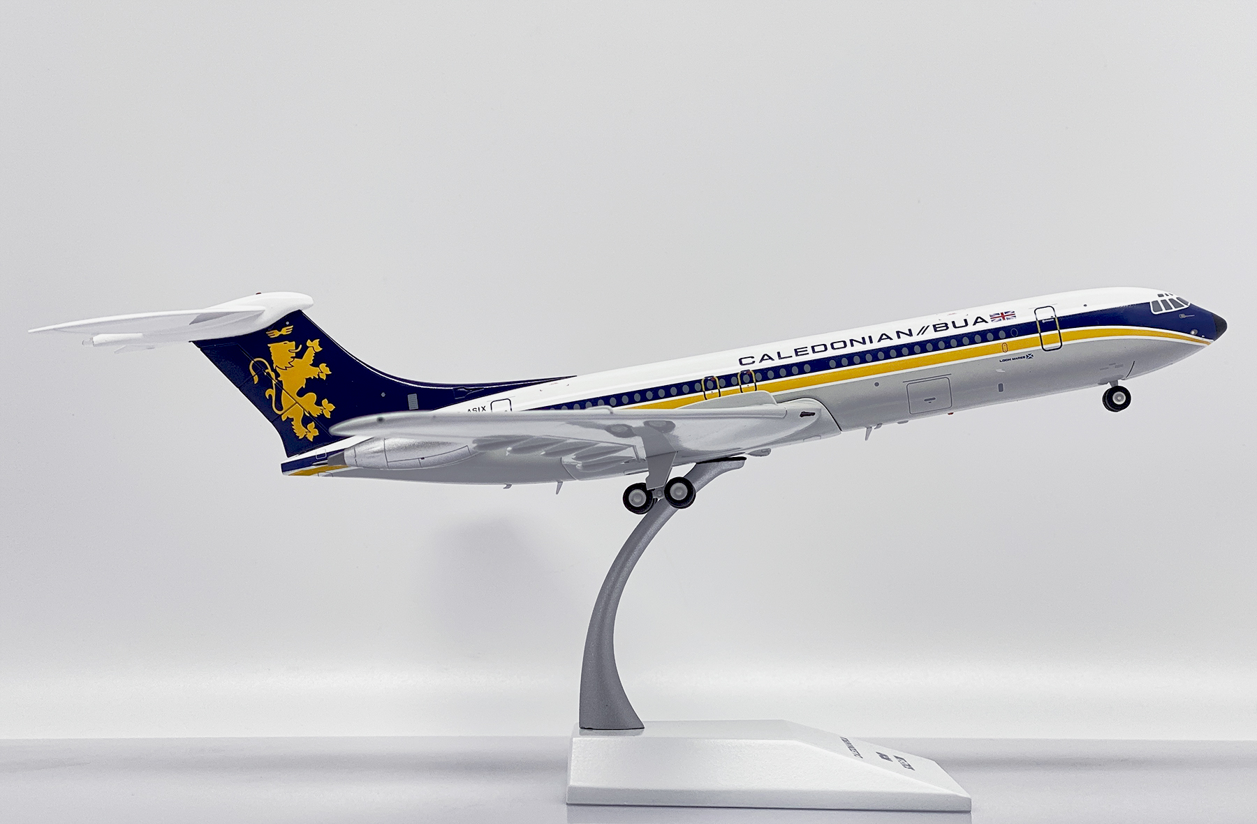 ScaleModelStore.com :: JC Wings 1:200 - LH2383_box - Caledonian/BUA ...